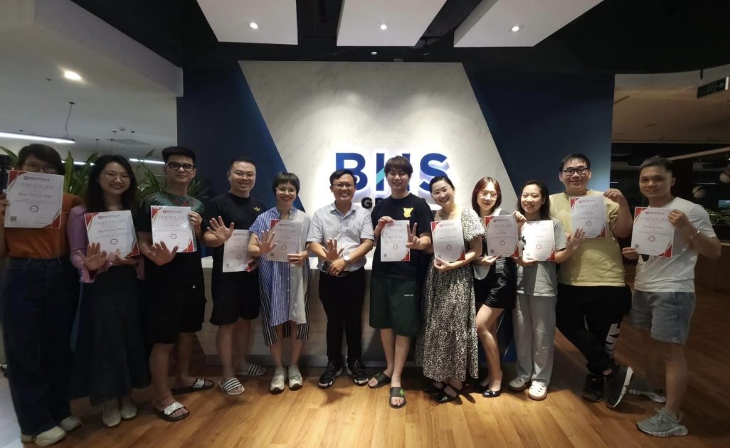 Case Study Chuyển Đổi AI Tại BHS Group | RedPola